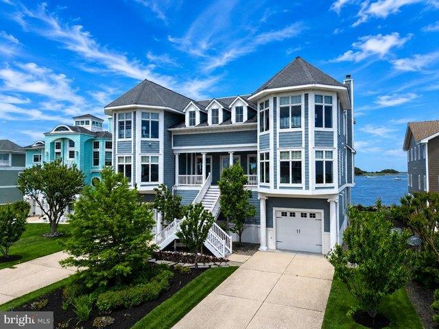 35 Inlet View Ct, North Bethany, DE 19930