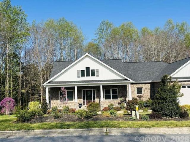 35 Iswa Dr, Taylorsville, NC 28681