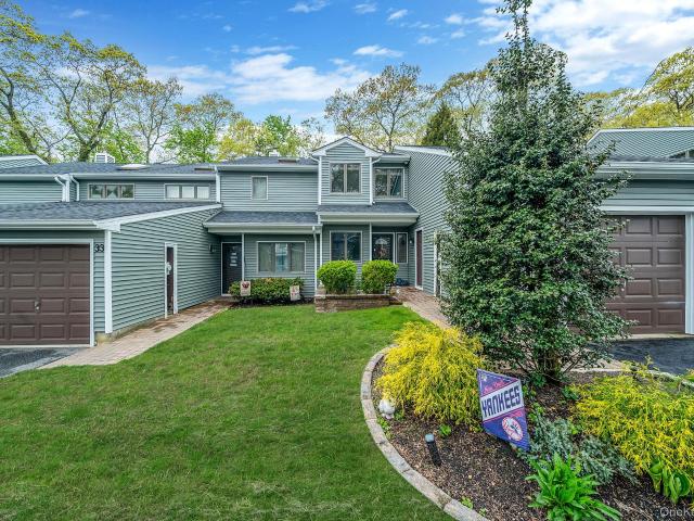 35 Jeremy Cir, Nesconset, NY 11767 | MLS #994448 | Compass