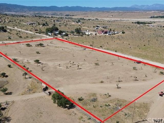35 Juniper, Apple Valley, CA 92308