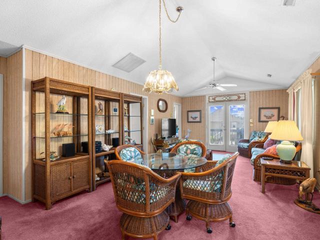 35 Kings Ct