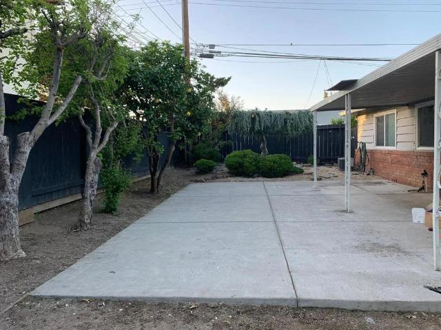 35 Lavonne Drive