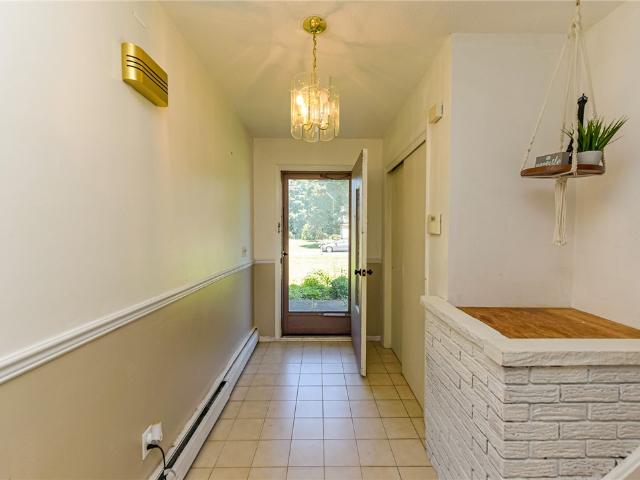 35 Lee Circle Drive