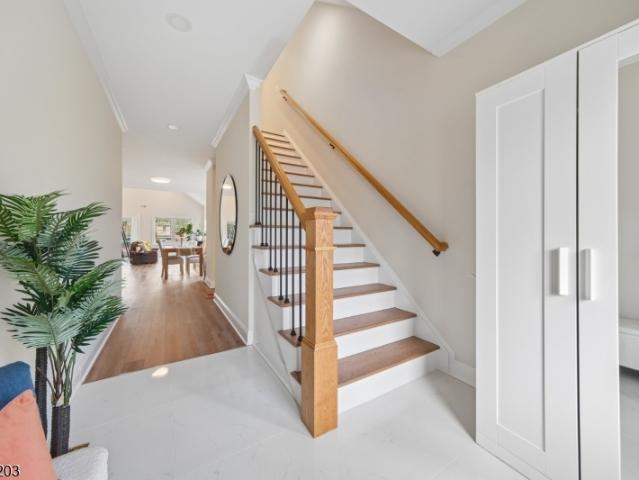35 Lee Rd