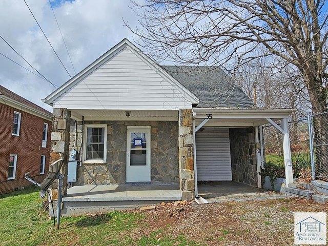 35 Linden Rd, Bassett, VA 24055