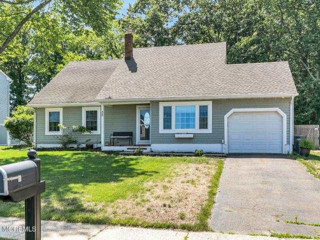 35 Lisa Drive