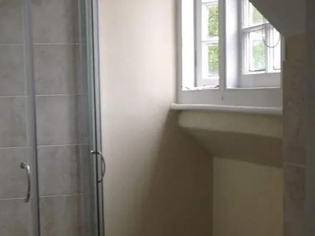 35 Little Park Gardens | Studio house for rent #96967984 | Rentberry