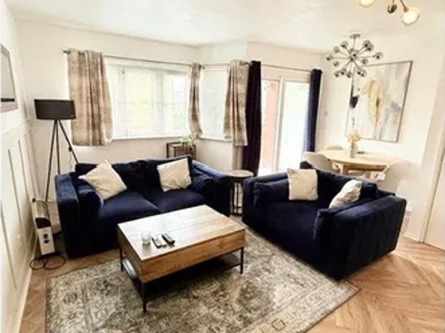 35 Lockton Close, Manchester, M1 7JG, United Kingdom | 3 bed house for rent #167622008 | Rentberry