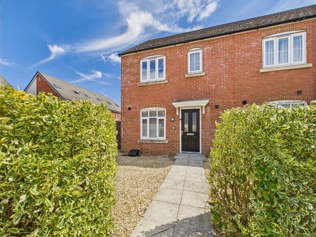 Lossiemouth Road Kingsway, Quedgeley, Gloucester GL2, 3 bed terraced house to rent, £1,400 pcm | PrimeLocation