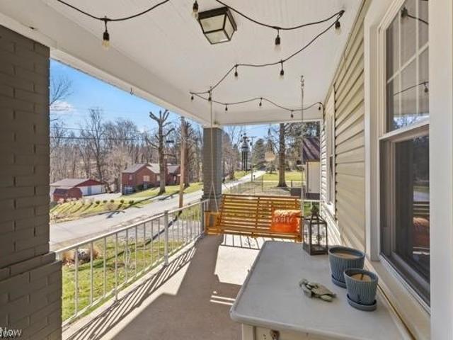35 Lyle Road