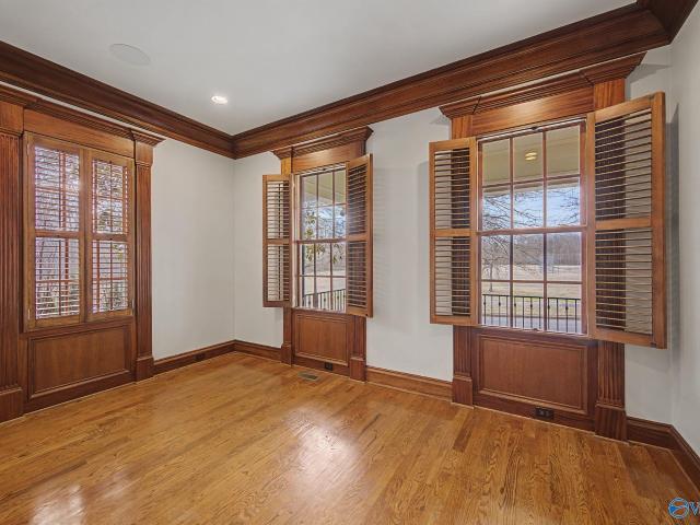 35 Meeting Street NW