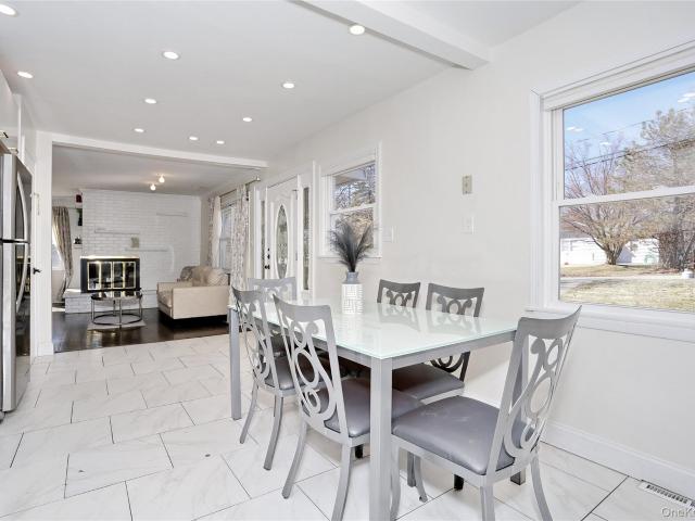 35 Midoaks St, Monroe, NY 10950 | MLS #970824 | Compass