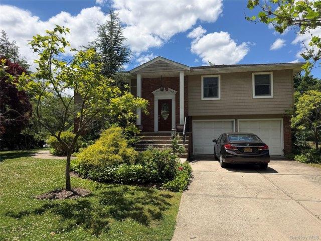 35 Mitchell Ave, East Northport, NY 11731