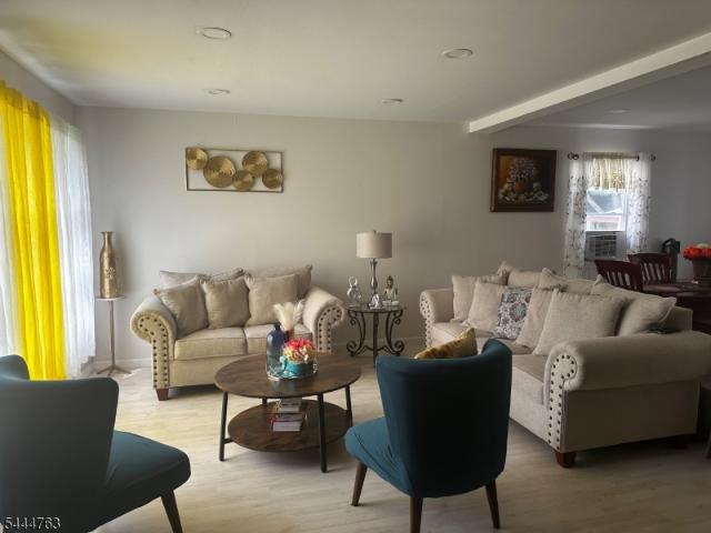 35 Montclair Ave