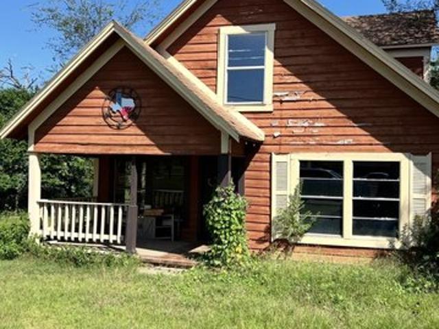 35 Montgomery St, Avinger, TX 75630