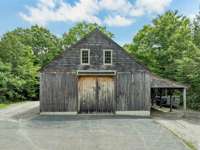 35 Moose Point Drive