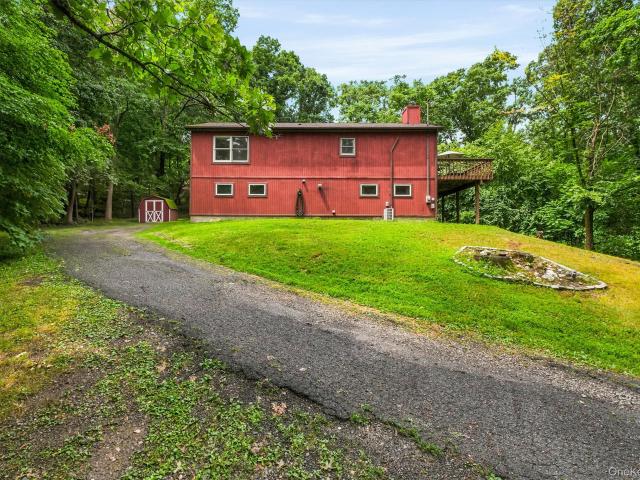 35 Moccasin View Road