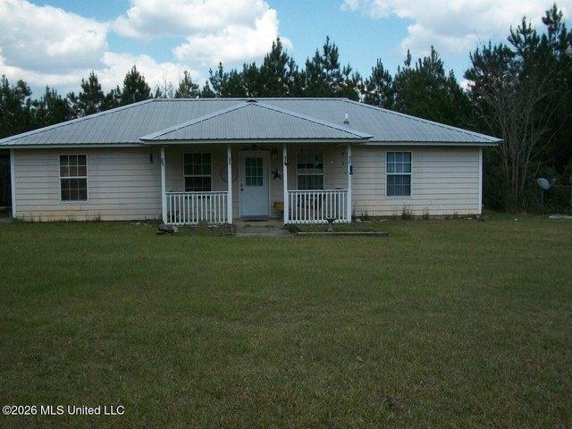 35 Nettles Rd, McCall Creek, MS 39647
