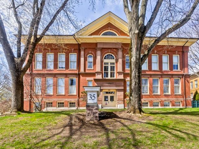 35 New South St, Unit 204, Northampton, MA 01060 | MLS #73503 | Compass