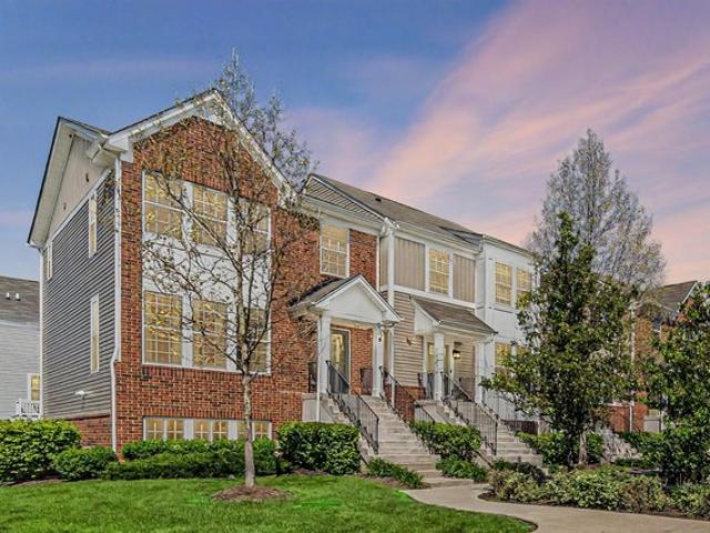 35 Nicholas Dr W, Des Plaines, IL 60016