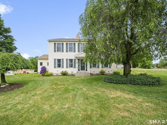 35 North St, Enfield, CT 06082