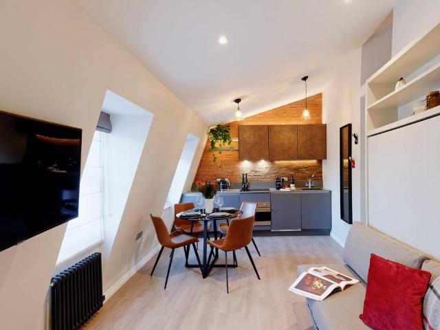 35 Nottingham Place, London W1U Studio to rent £3,662 pcm £845 pw