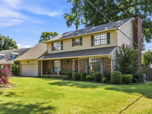 35 Oak Tree Circle