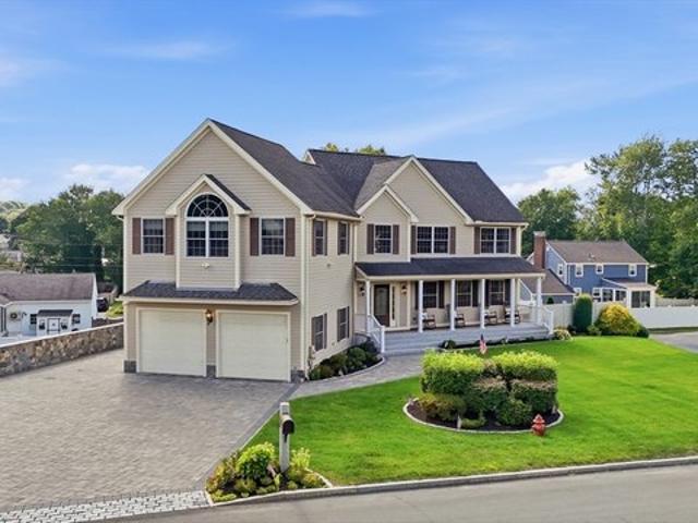 35 Oheir Way, Lowell, MA 01852