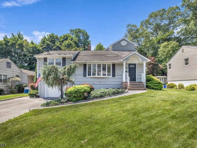 35 Old Orchard Ct
