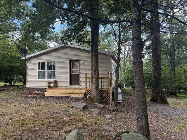 35 Oneida Trail