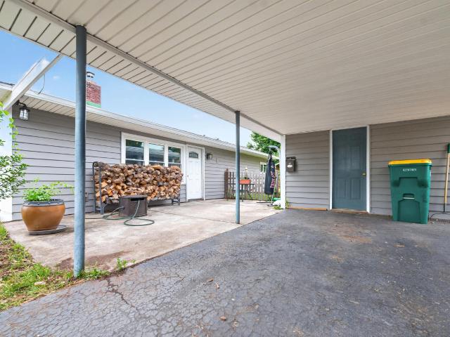35 Palm Lane