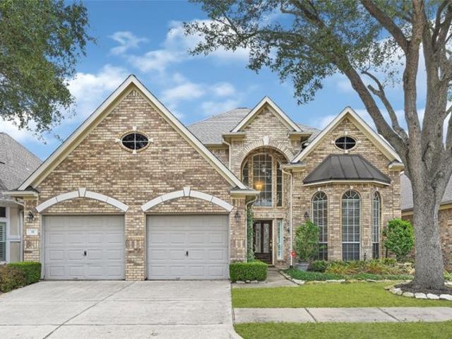35 Parkway Pl, Houston, TX 77040