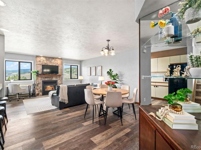 35 Promontory Drive # 2