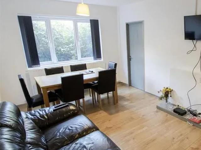 35 Rachel Gardens, Metchley, B29 6NY, United Kingdom | 6 bed house for rent #140227378 | Rentberry