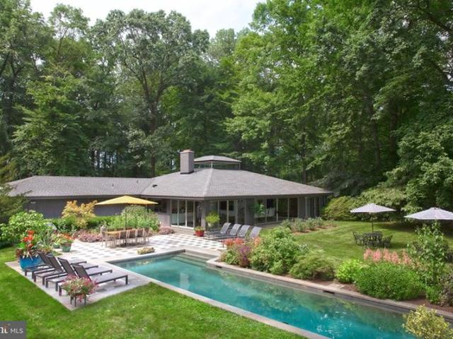 35 Raven Rock Rd, Stockton, NJ 08559