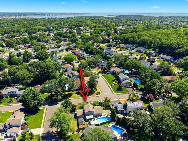 35 Redwood Drive