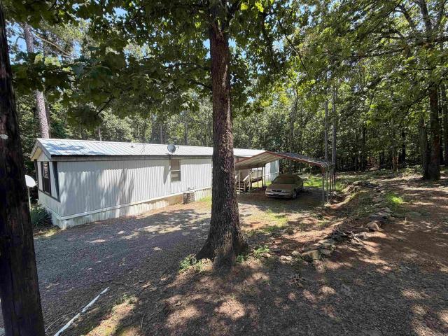 35 Rocky Ridge Ln