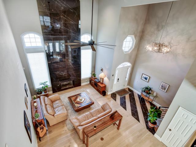 35 S Rue Charles, San Antonio, TX 78217 | MLS #1952 | Compass