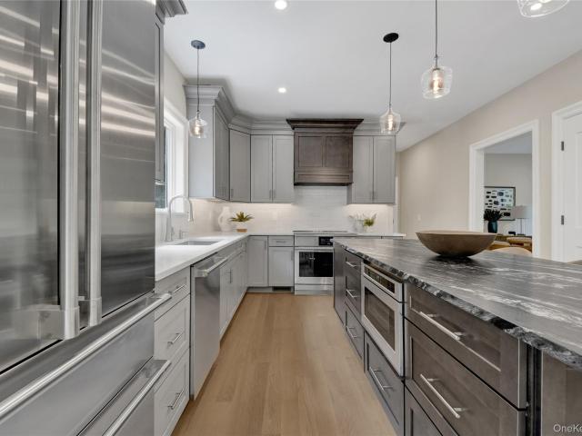 35 Shady Brook Lane