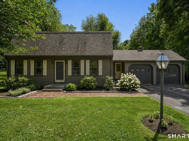 35 Sisk St, Middletown, CT 06457