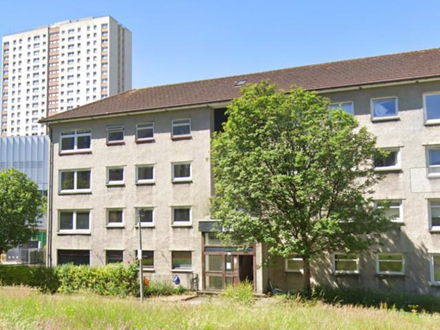 35 St. Mungo Avenue, G4 4 bed flat to rent £2,250 pcm £519 pw