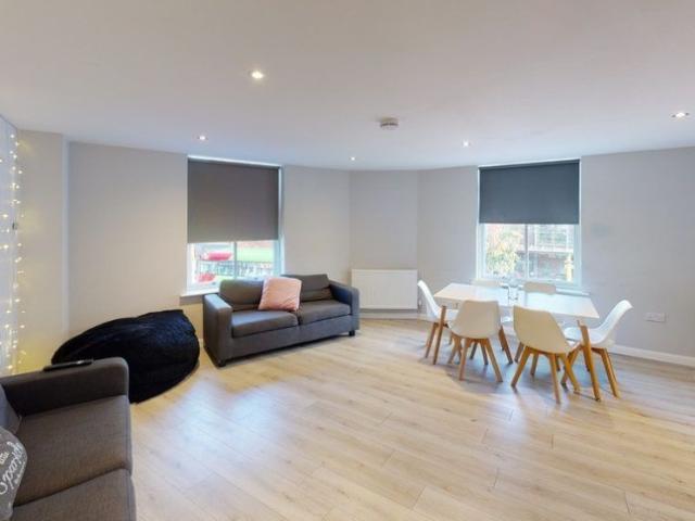 35a Otley Road, Leeds, LS6 3AA