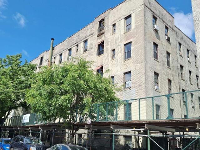 35th St Apt 1h