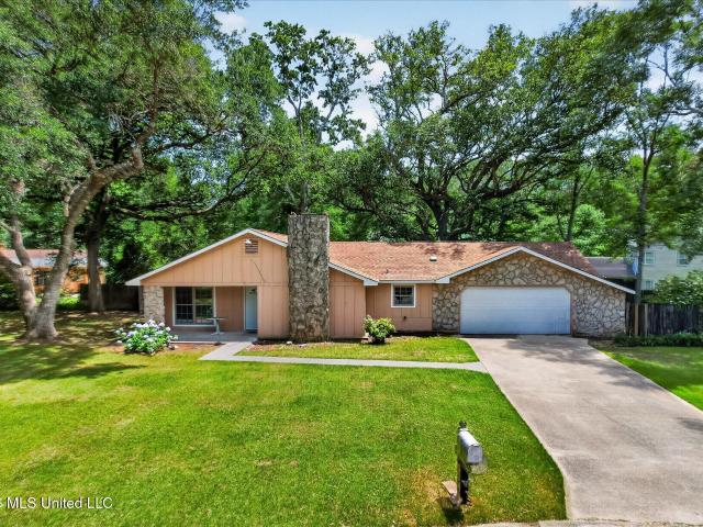 3604 Oakside Circle