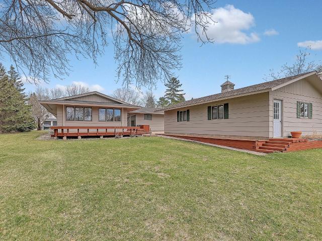 3604 Crestwood Drive NE