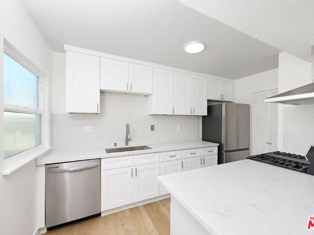 3604 Kalsman Drive 2