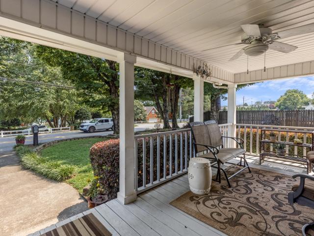 3605 Michigan Avenue Road NE