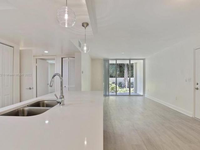 3605 NE 207th St #2104 Aventura, FL 33180