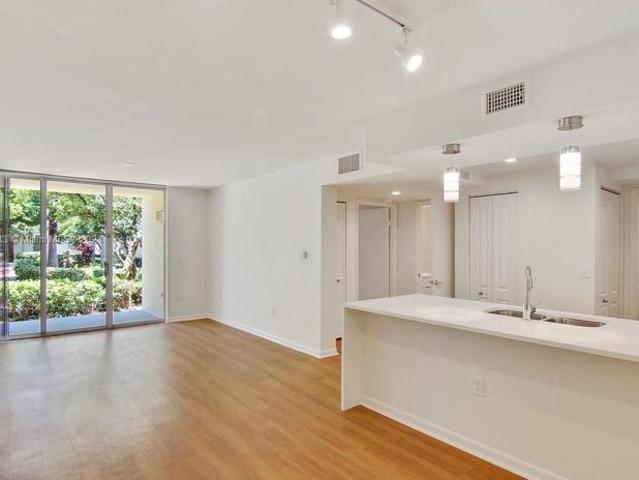 3605 NE 207th St #2205, Aventura, FL 33180