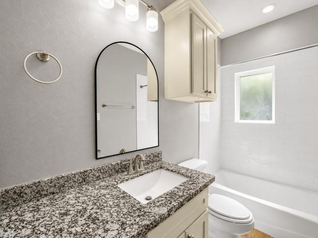 3605 Billingsley St, Unit B, Houston, TX 77009 | MLS #67607